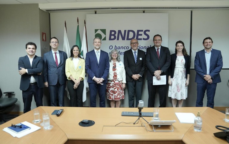 Acordo entre BNDES e BID prevê investimentos de R$ 5 milhões em ...