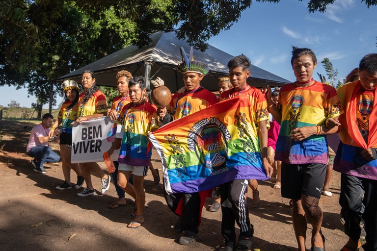 Encontro reúne indígenas LGBTQIA+ em evento piloto do Programa Bem Viver+ — Agência Gov