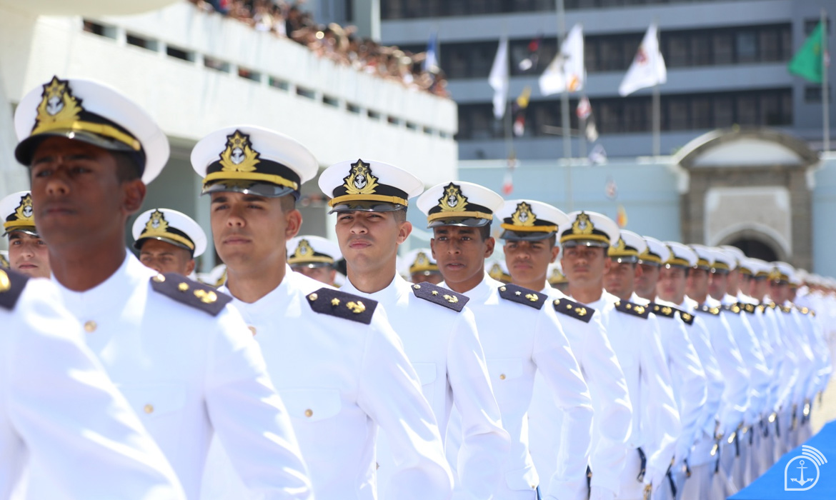 Termina nesta quinta (29) o prazo de inscrições para a Escola Naval ...