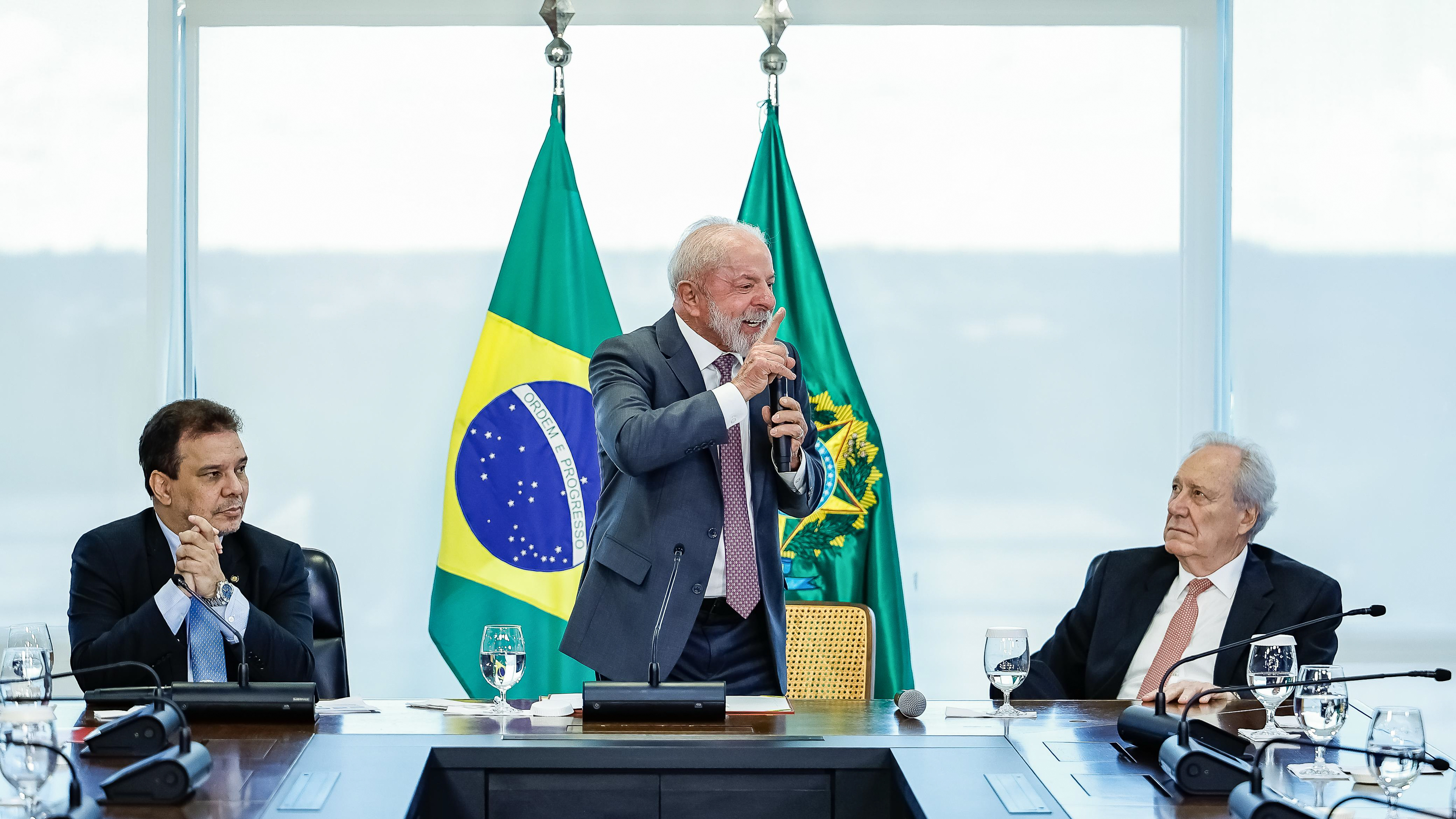 Lula eleva combate ao crime organizado a ação de Estado e articula ...